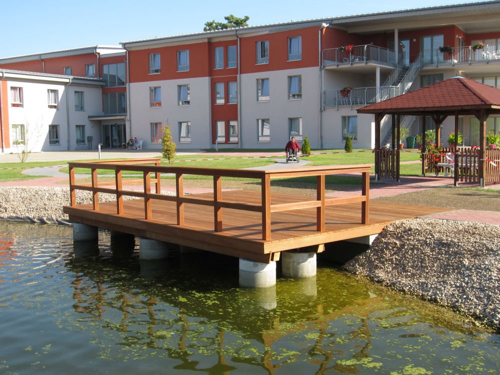 Steg – Terrassen und Böden